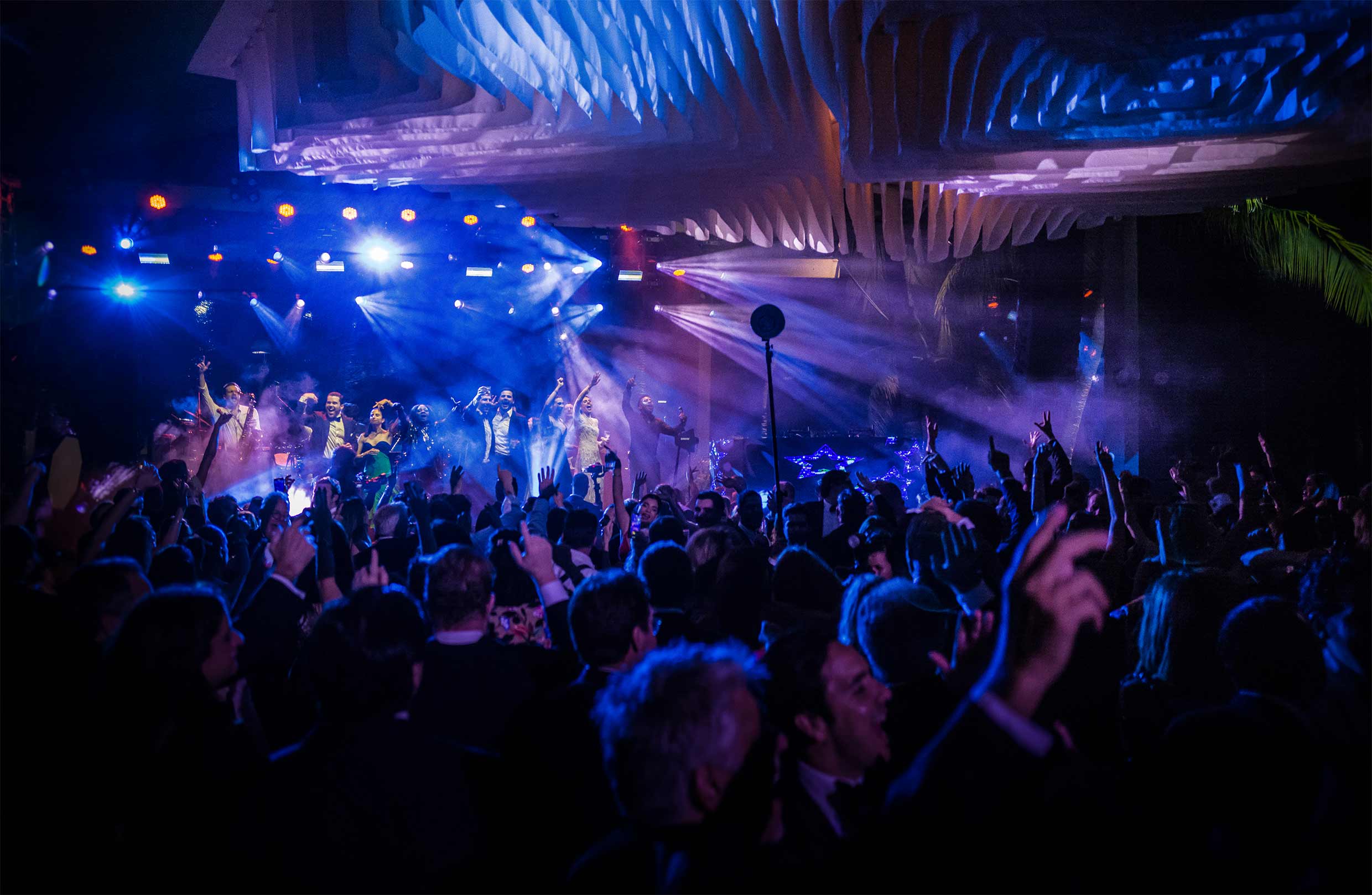 Photos - Dora Live Band